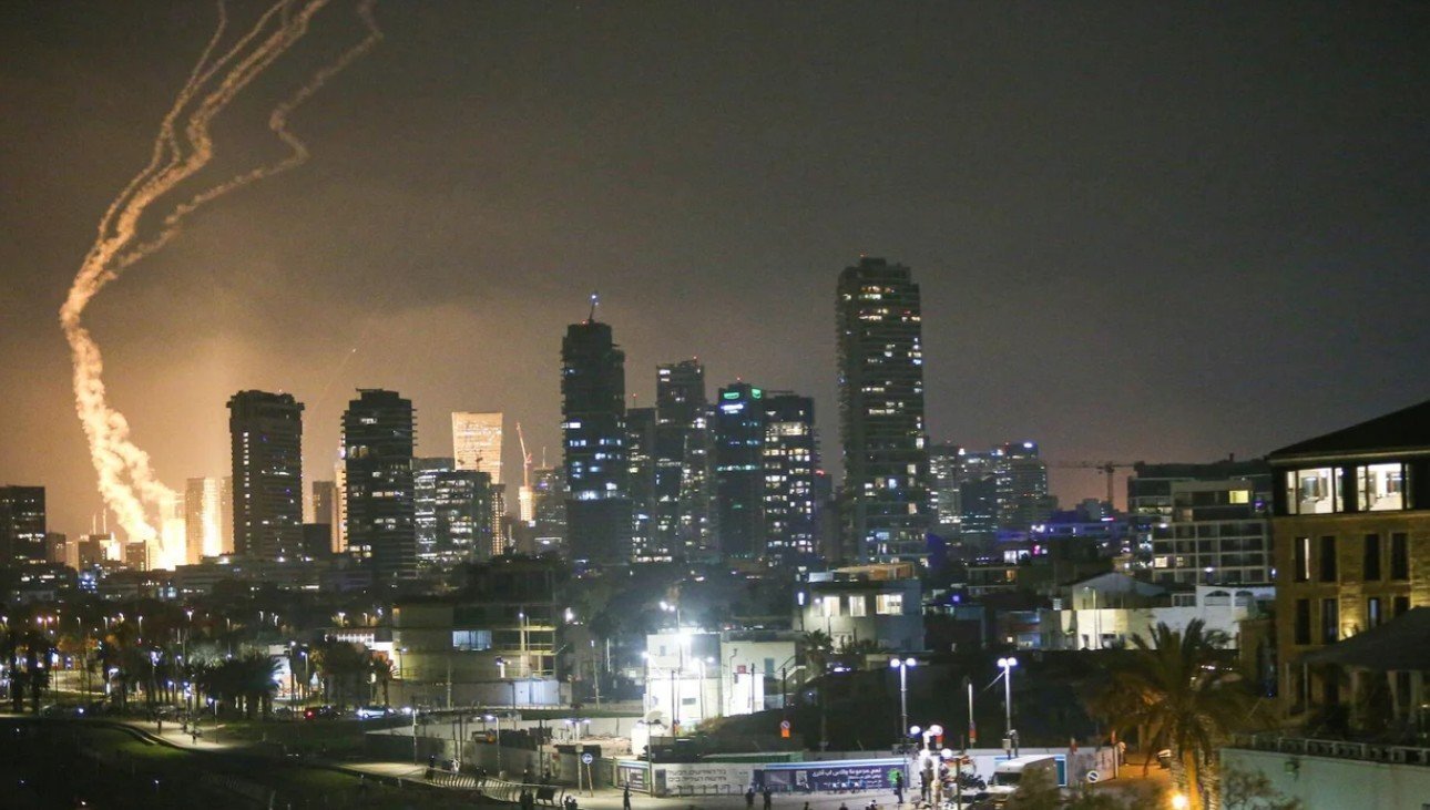 Iranian Missile Strikes IDF Headquarters In Tel Aviv | Cocaine Company